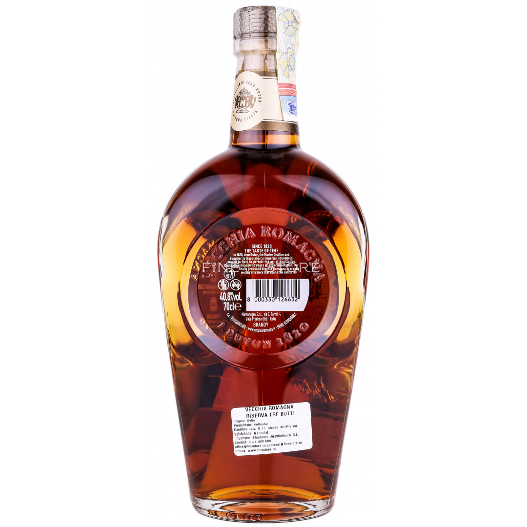 Vecchia Romagna Riserva Tre Botti 0.7L Brandy | FineStore